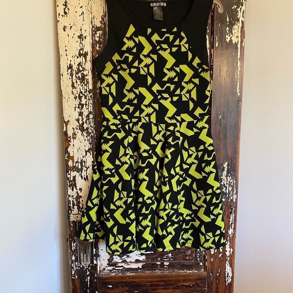 Women’s - Mod/Punk Paper Doll Neon Green Geometric Dr… - Gem